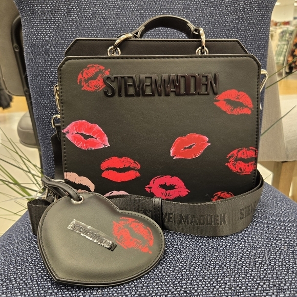 Steve Madden | Bags | New Steve Madden Bevelyn Kisses Crossbody Handbag ...